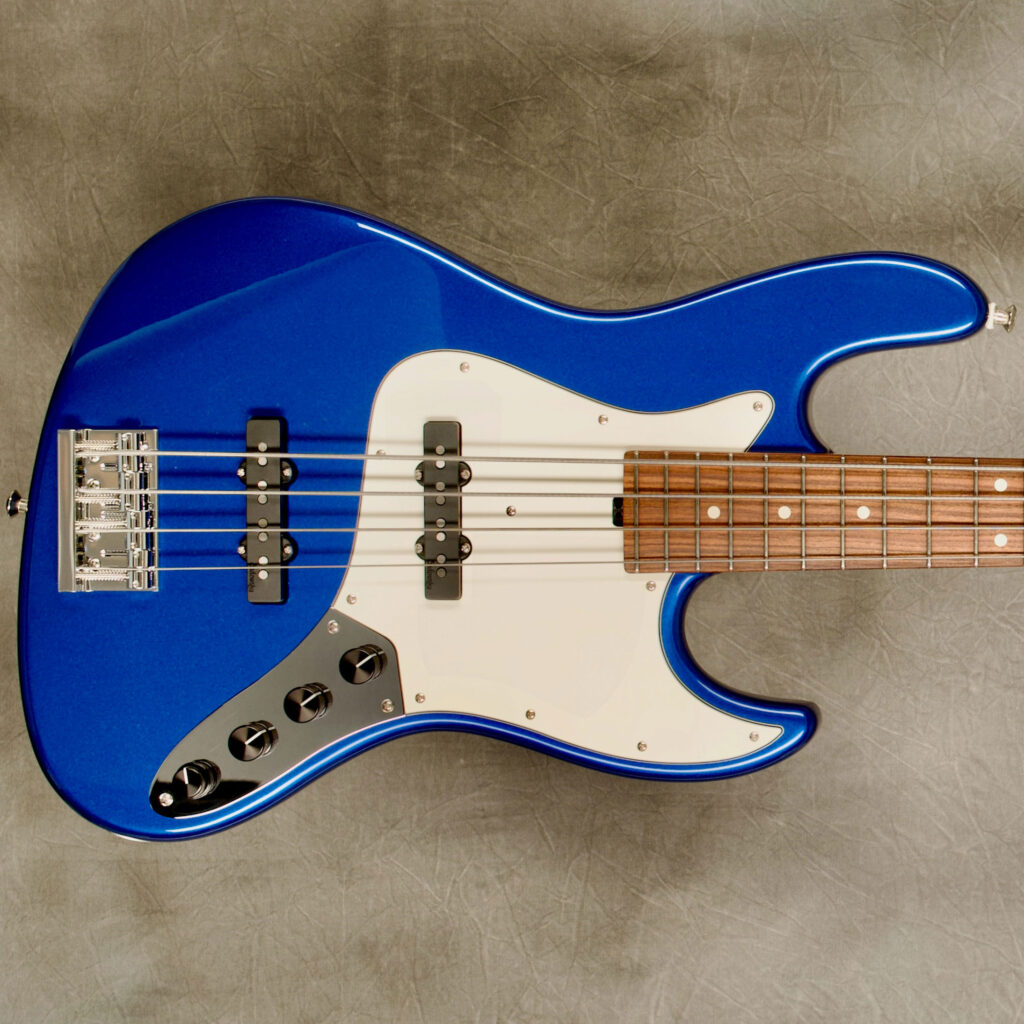 #9382 Cerulean Blue 4-21 Vintage. - Sadowsky Guitars